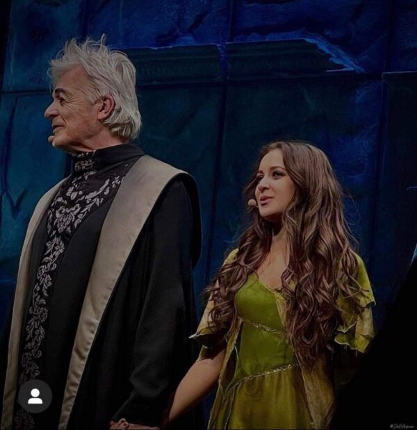 Jaime Bono : elle poursuit sa carrière dans une tournée mondiale ...