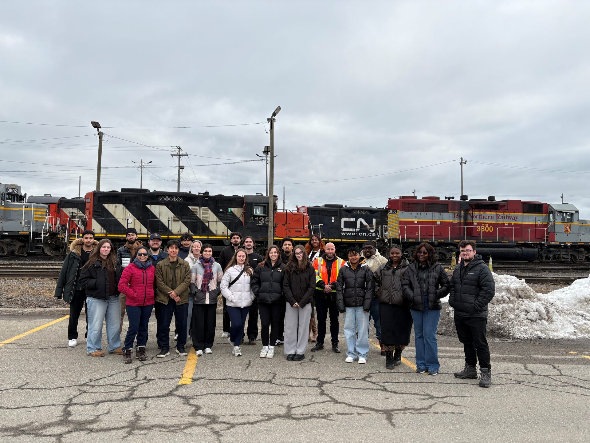 Nos cohortes en visite du terminal intermodal du CN à Montréal ...
